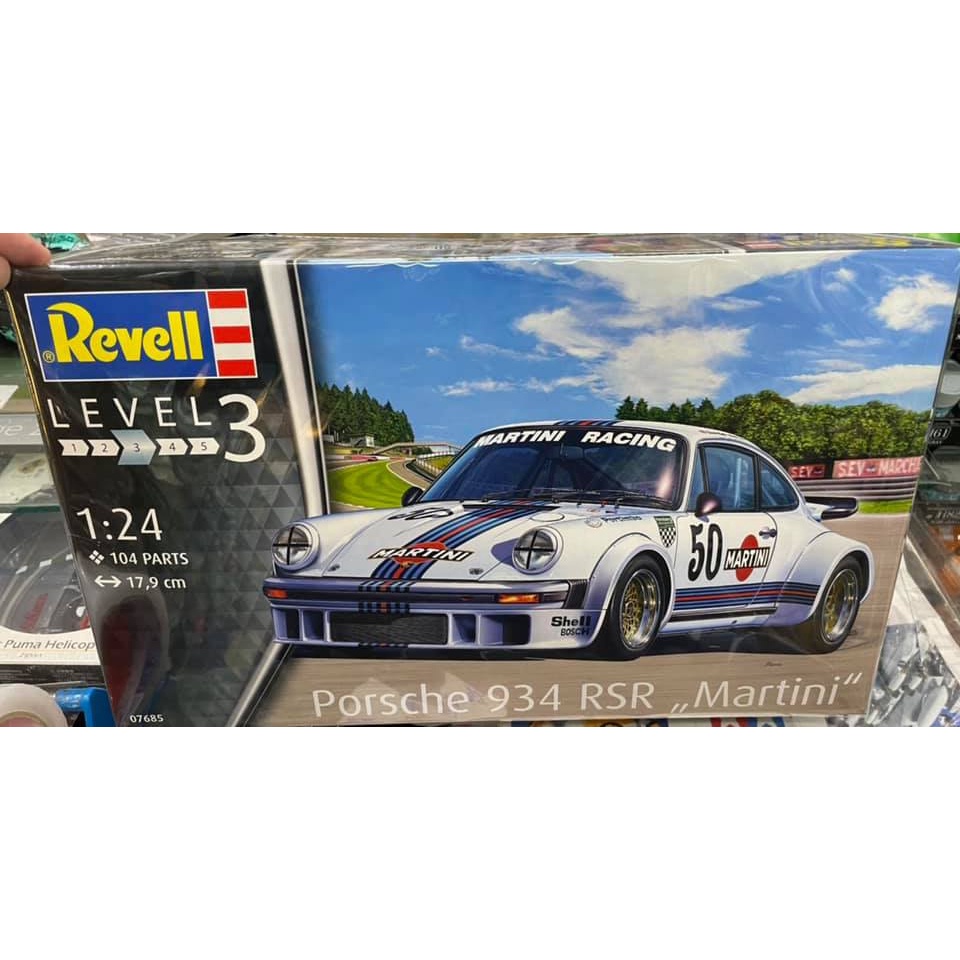 【模王 現貨】1/24 Porsche 934 RSR Martini 組裝模型 Revell 07685 | 蝦皮購物