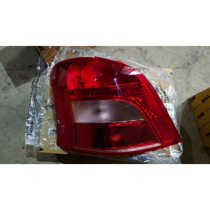 【軒逸車材】YARIS 後燈 尾燈 原廠型 06~08 09~13 台製副廠TYC/DEPO件 | 蝦皮購物