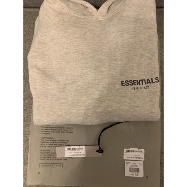 Essentials Logo Hoodie fog 帽T | 蝦皮購物