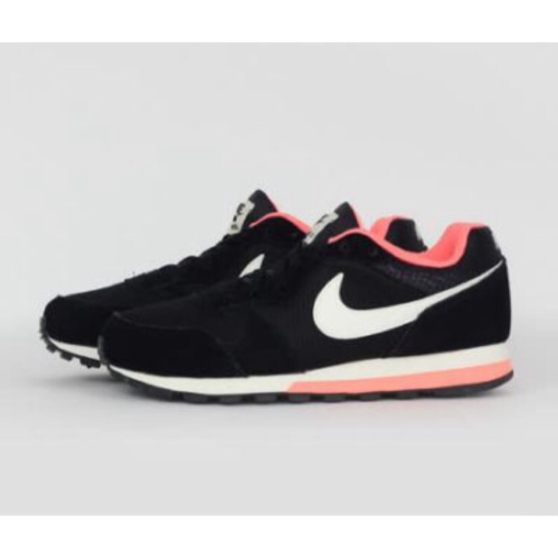 NIKE慢跑鞋(女)749869004 Running 低筒 運動鞋 基本款 流行 球鞋 跑鞋 黑白穿搭推薦 暢銷排行 | 蝦皮購物