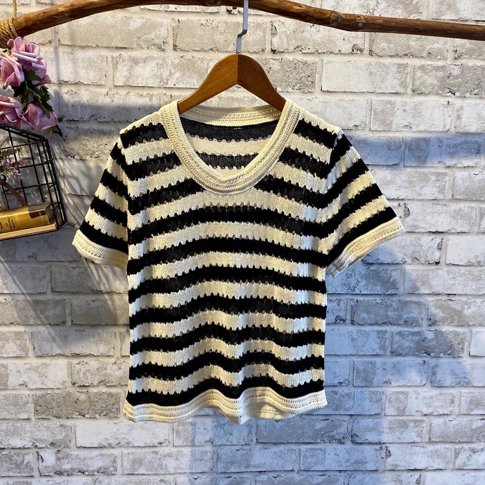 Waroom|售完不補 S57條紋針織鏤空背心/短袖|洞洞背心|外穿辣妹|吊帶背心|針織背心|設計感|馬甲|洞洞|無袖 | 蝦皮購物