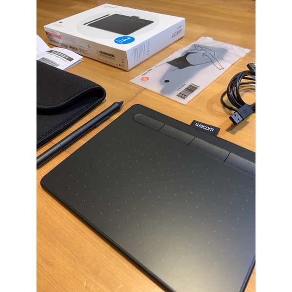 九成新 二手 Wacom intuos basic small(4*6吋)數位板(型號CTL-4100)（小）（黑） | 蝦皮購物