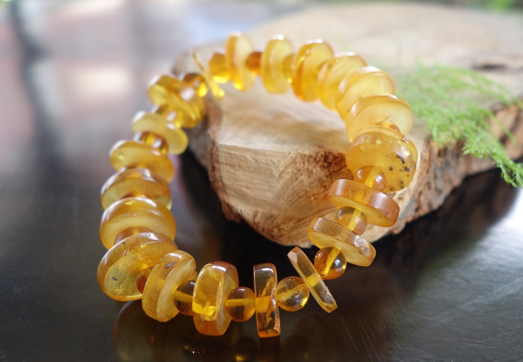 Baltic Amber 天然琥珀16.7克 波羅的海 金珀 手鍊 非二代琥珀 #山奇藝術 | 蝦皮購物