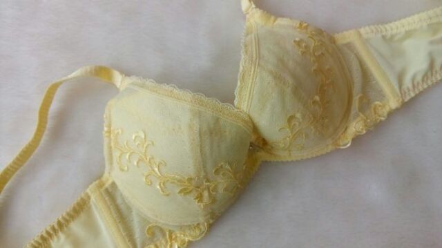 ＊JOLINNA~SHOP＊10818專櫃正品華歌爾~記形BRA系列~洋甘菊~70C~直購690元~ | 蝦皮購物