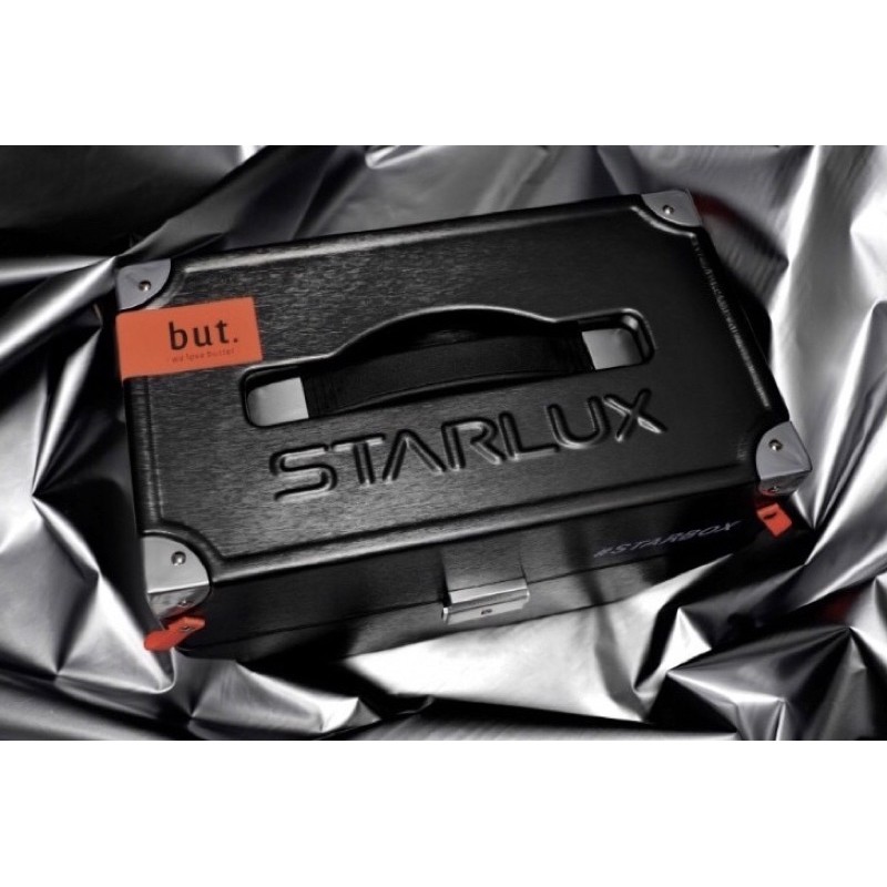 限量品-星宇箱＃STARBOX 2.0 星宇航空(只有盒子，沒有餅乾) 飛行飄帶 夜光貼紙 | 蝦皮購物