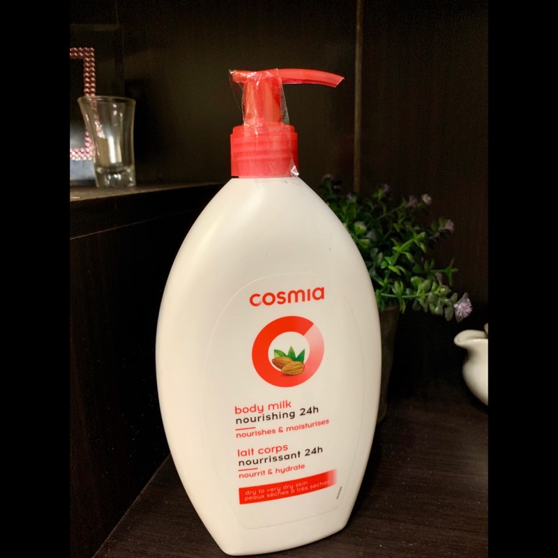 cosmia 身體乳液500ml -甜杏仁 （大潤發自有品牌） | 蝦皮購物