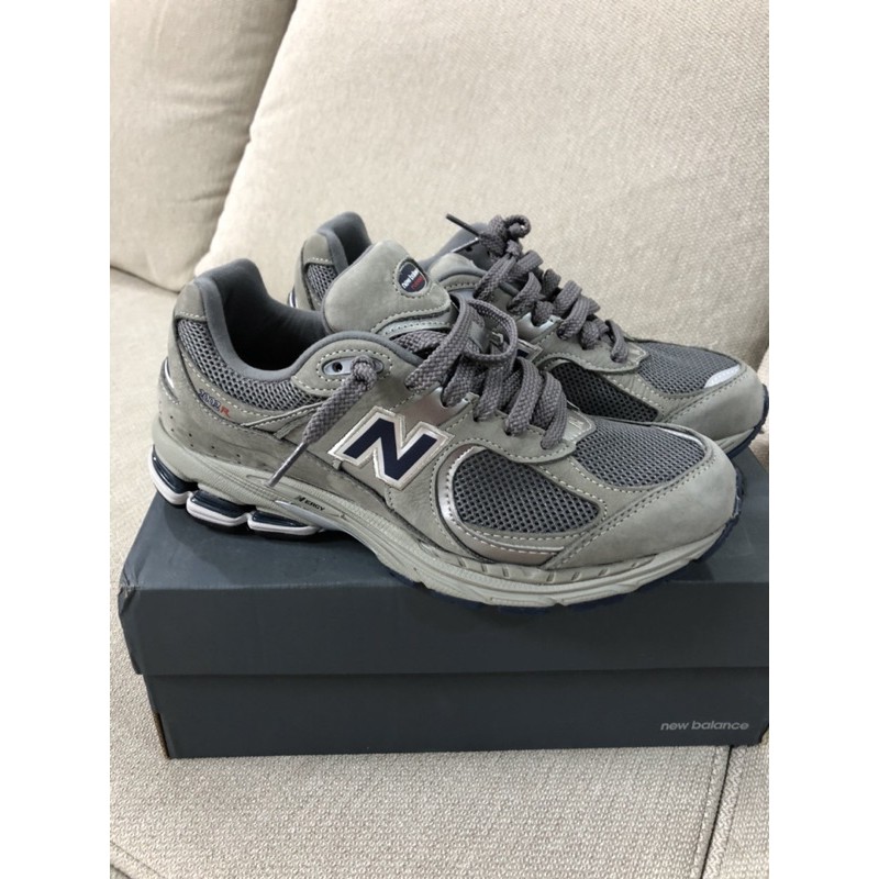 new balance 2002 RA 尺寸US 8.5 | 蝦皮購物