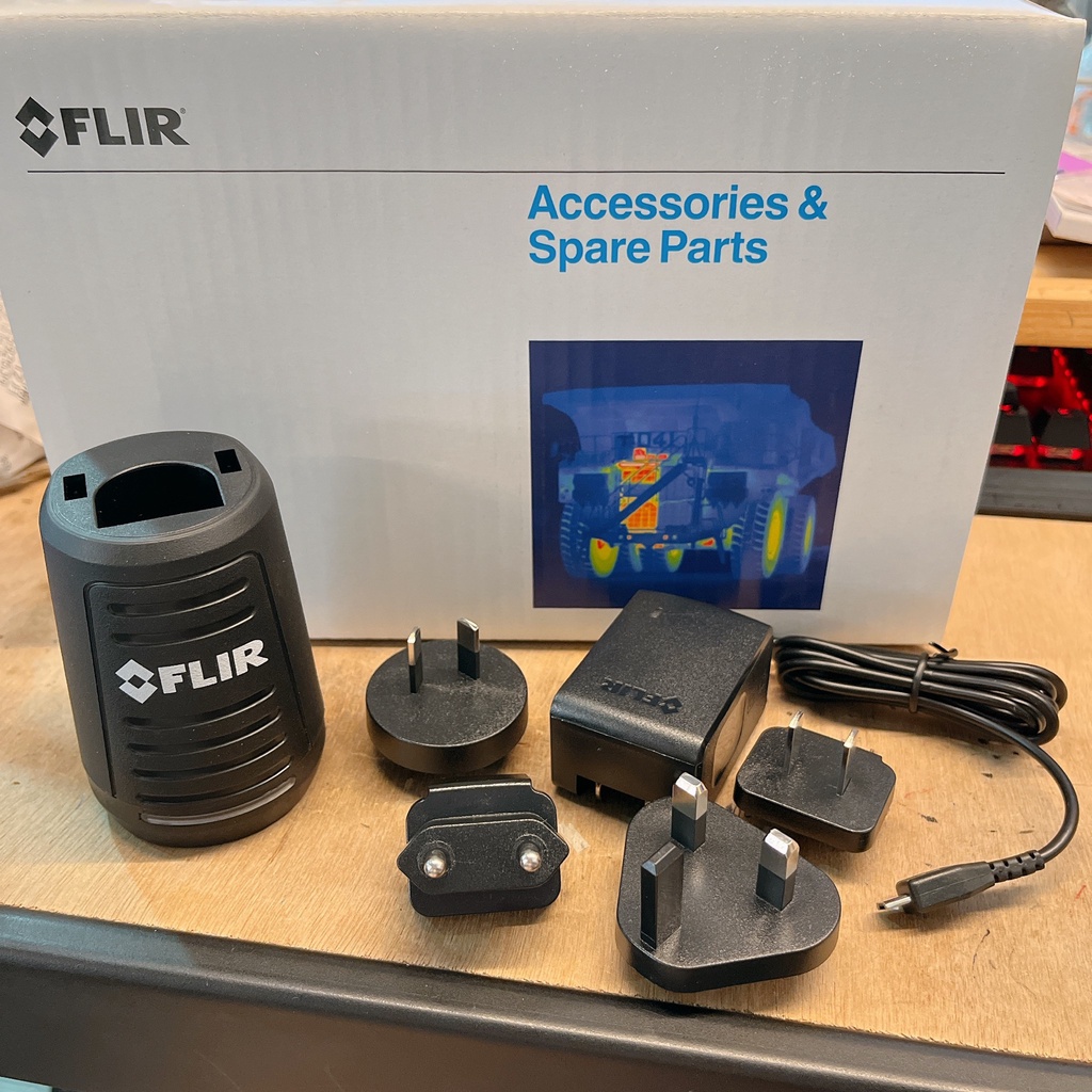 【全電行】FLIR 專賣│FLIR E4 E5 E6 E8電池充電器 EX系列 | 蝦皮購物