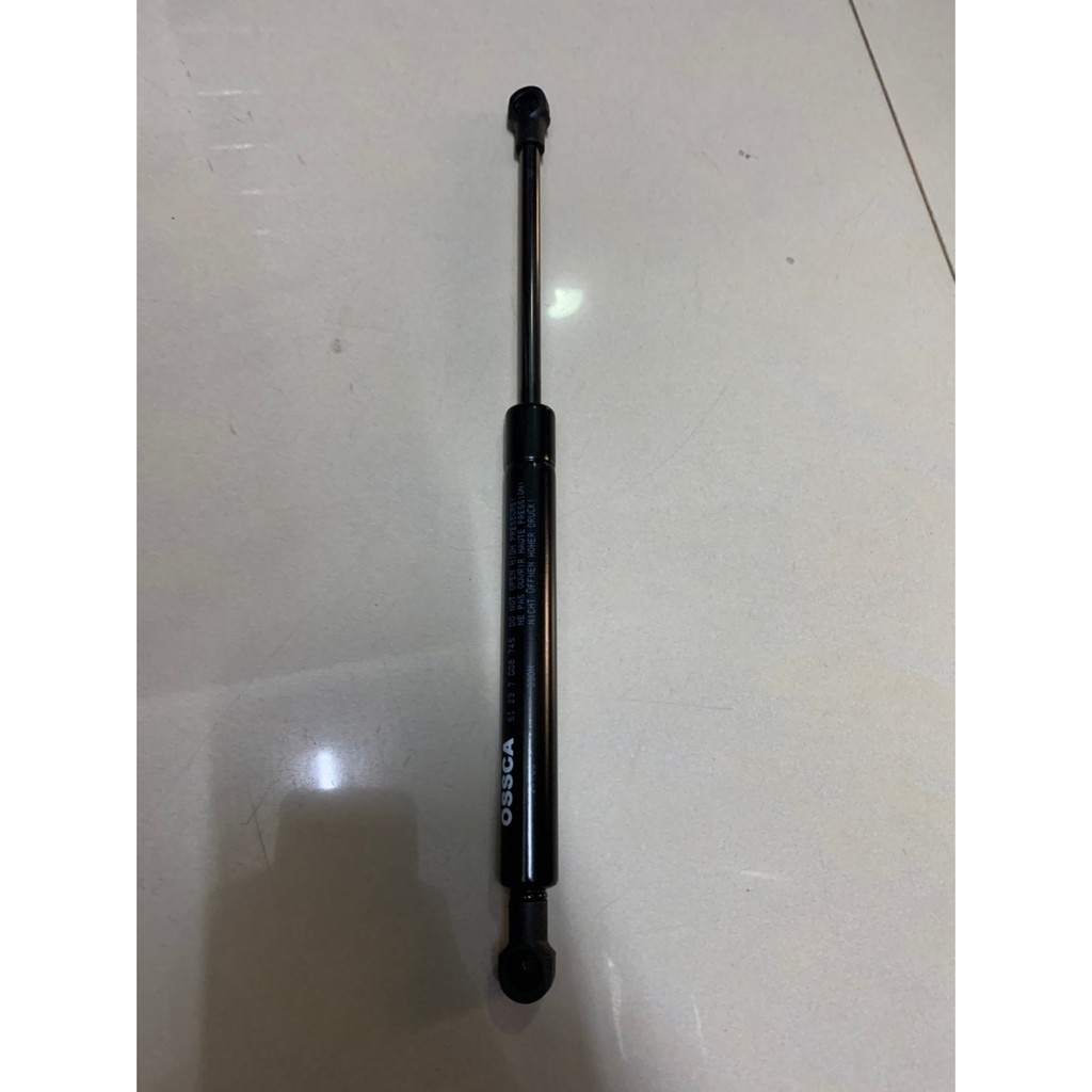 BMW E60 E61 引擎蓋頂桿/引擎蓋油壓頂桿51237008745 | 蝦皮購物