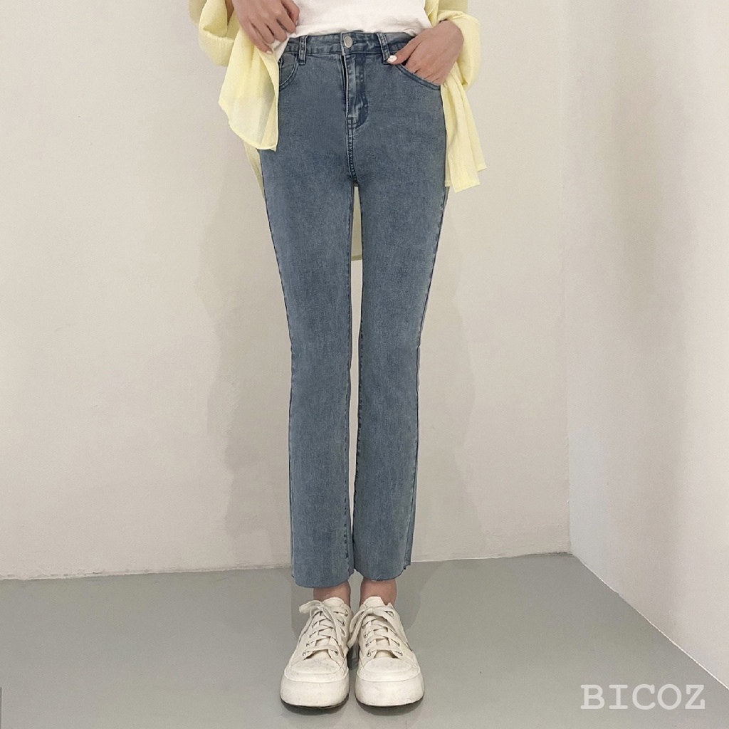 現貨｜BICOZ｜經典刷色簡約小直筒牛仔褲S~2L【22374】牛仔褲女 高腰 女裝 小直筒 牛仔褲 長褲 | 蝦皮購物