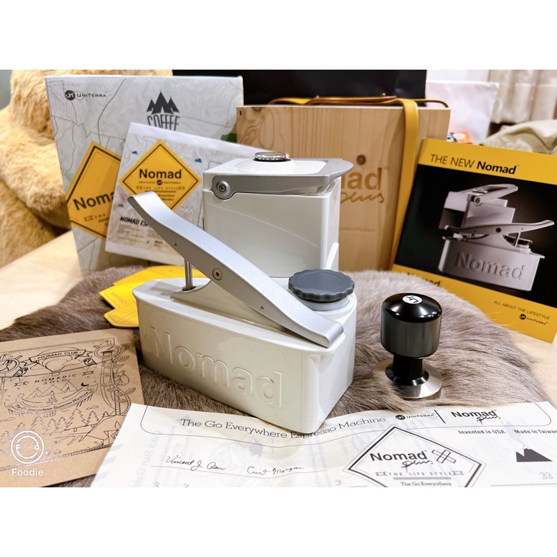 [NOMAD] Espresso Machine 行動咖啡機 白（全新）（放久有點泛黃，不介意再下標） | 蝦皮購物
