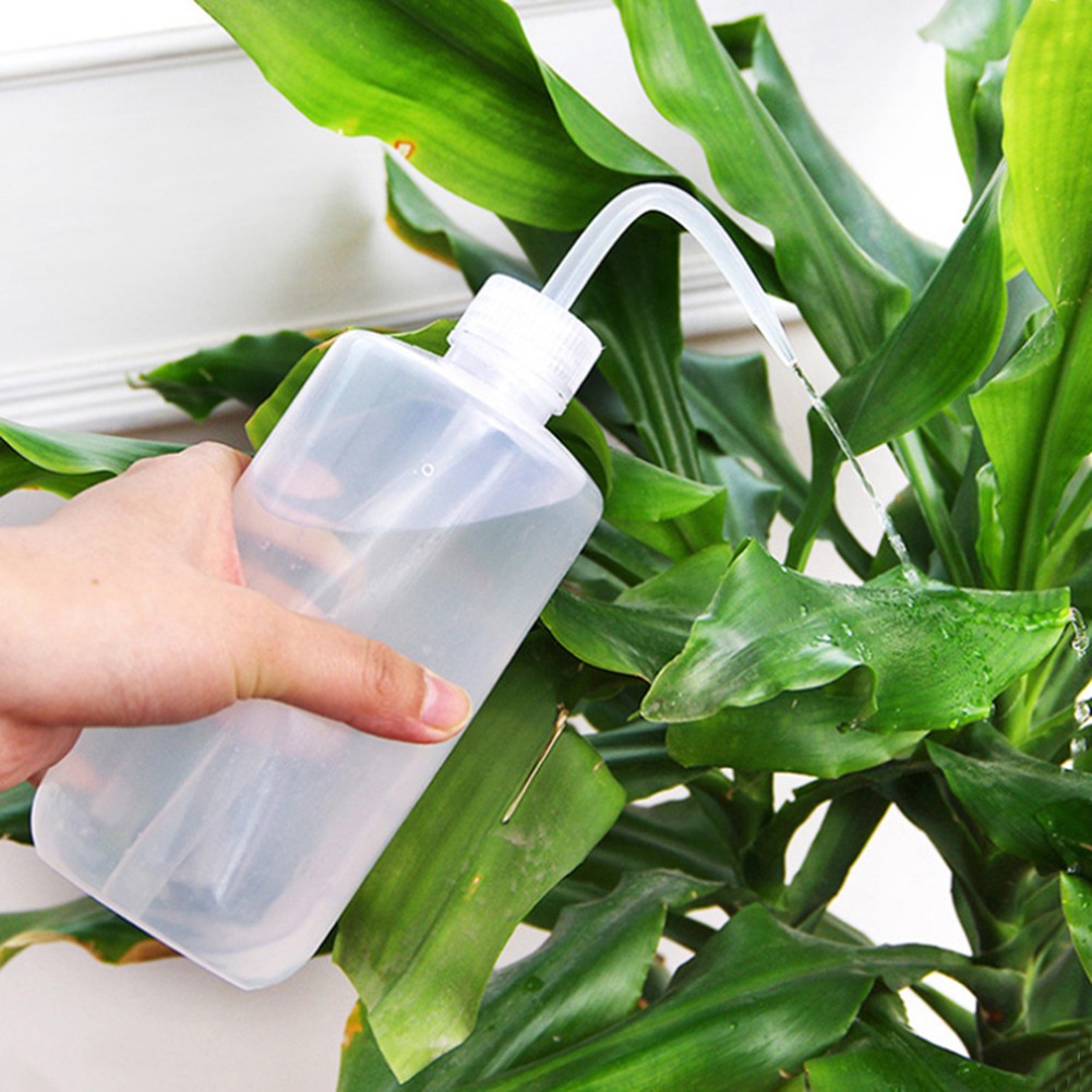 Livecity 250/500ml 噴壺喙澆植物彎嘴噴水擠壓瓶 | 蝦皮購物