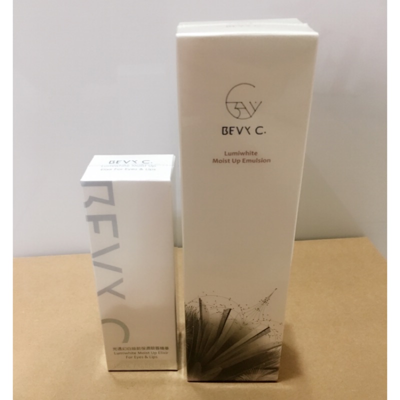 Bevy C 光透幻白妝前保濕眼唇精華+光透幻白妝前保濕修護乳 | 蝦皮購物