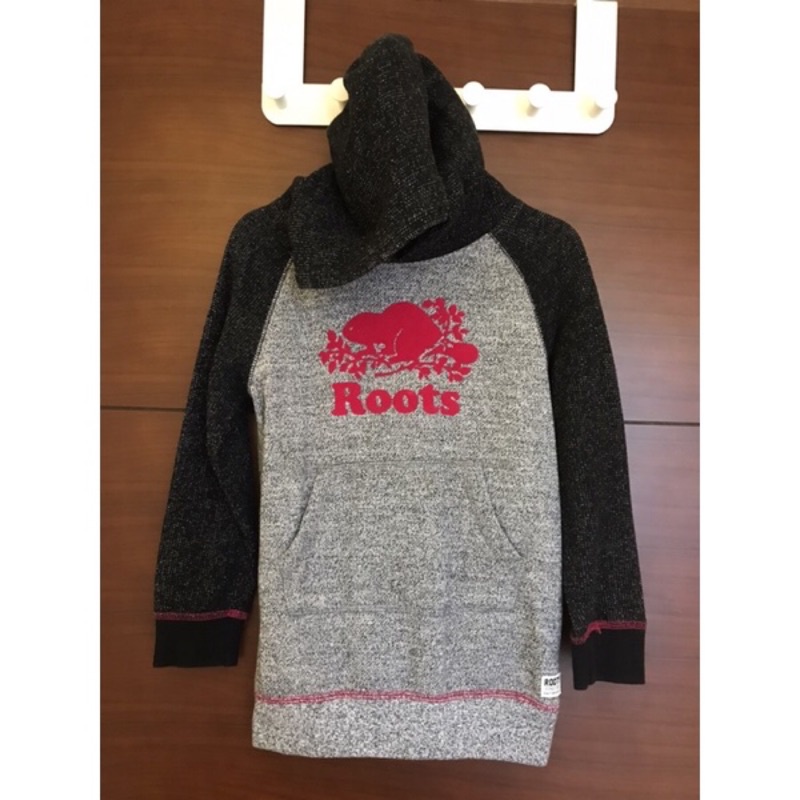 （已保留）[二手童裝]Roots女童帽T (5T) | 蝦皮購物