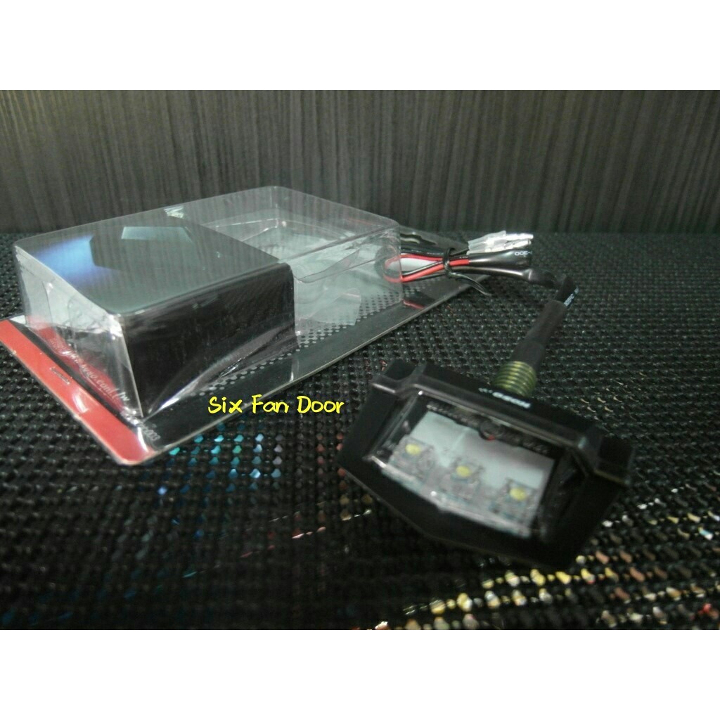 『SFD六扇門部品』KOSO 五角型 造型牌照燈 (LED 車牌 SMD 外接式 白光 造型 DROP FORCE | 蝦皮購物