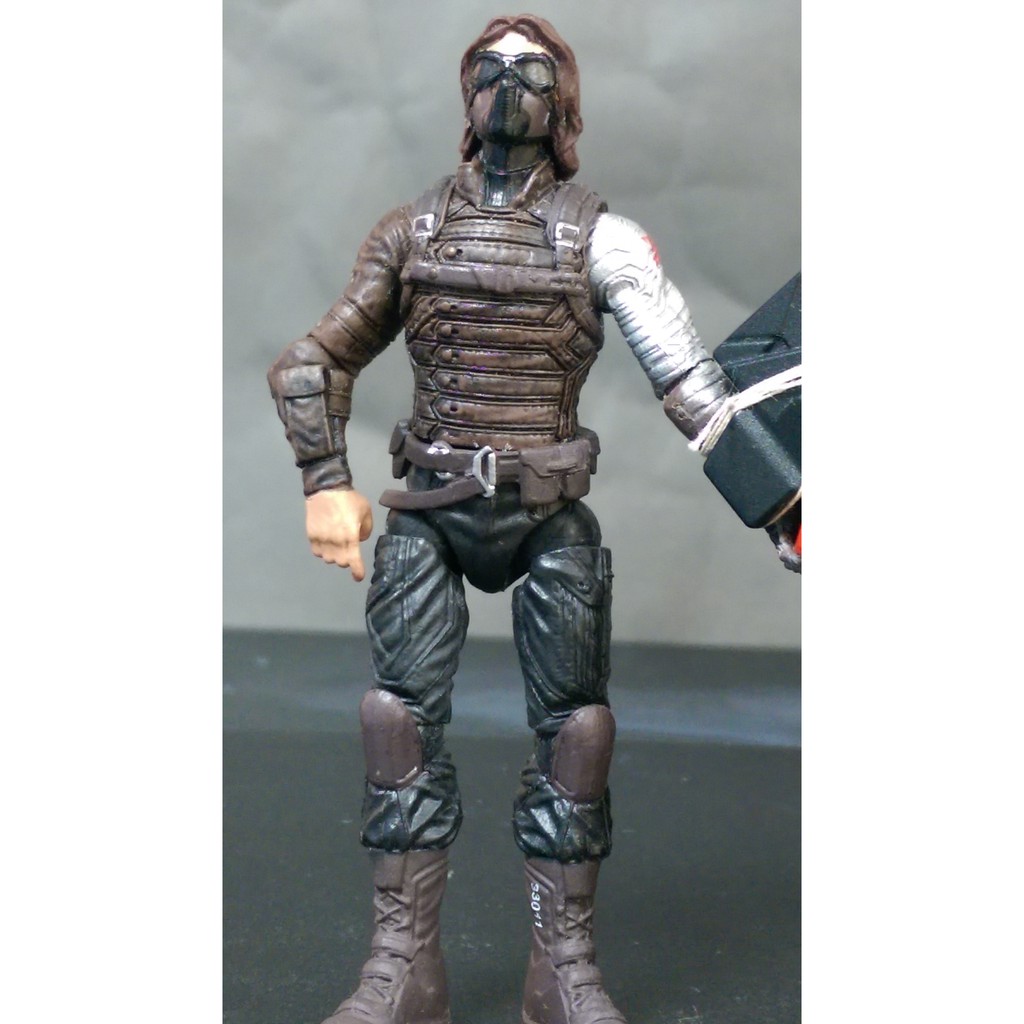D-12 櫃 現狀品： HASBRO SA 2013 MARVAL BUCKY 巴奇 天富玩具店 | 蝦皮購物