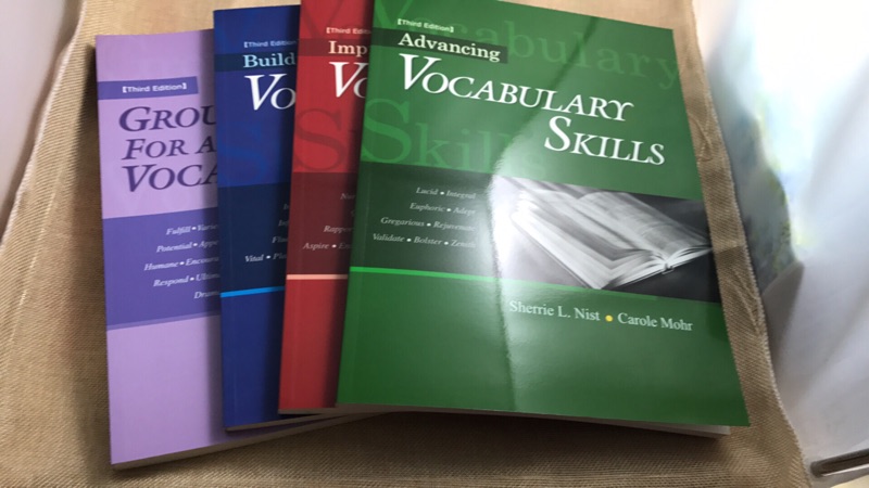 Advancing Vocabulary Skills，3/e 適合教甄的參考書字彙 定價350 | 蝦皮購物