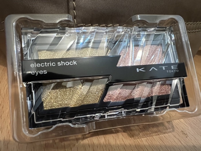 [無盒]凱婷KATE綻電光感雙色眼影盒 YL-1 電光琥珀 2g | 蝦皮購物
