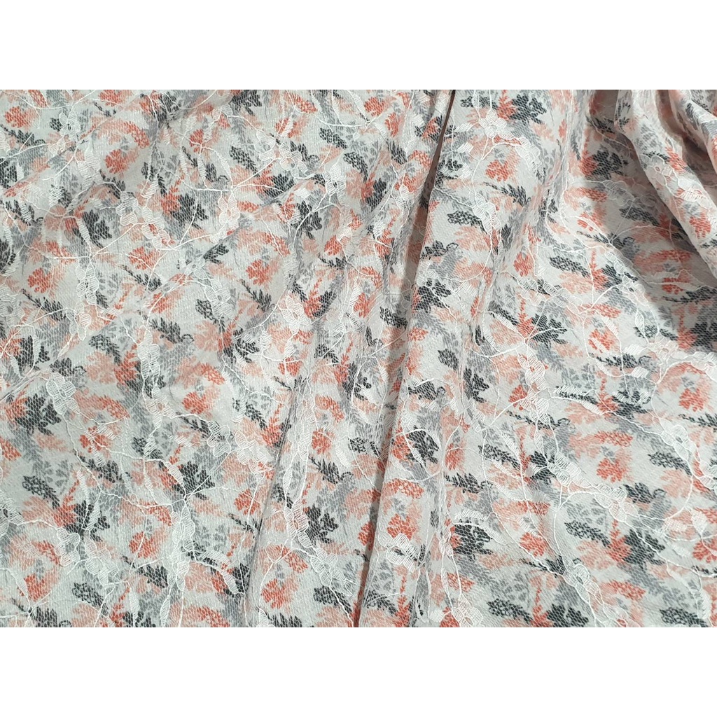 i98 .6 蕾絲複合雪紡。35×115 cm。$50，有2份，現貨 | 蝦皮購物