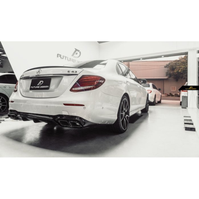【政銓企業】BENZ W213 升級 E63 樣式 後下巴 含尾飾管 免費安裝 E250 E300 E43 | 蝦皮購物