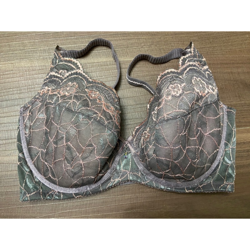 華歌爾wacoal內衣 F75 | 蝦皮購物