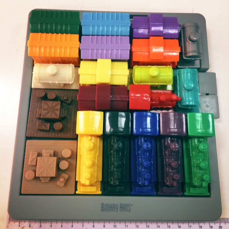 經典益智遊戲-Railroad Rush Hour Train Escape Game (Binary Arts) | 蝦皮購物