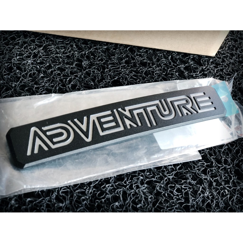 日本原裝Toyota 正品 5代 RAV4 Adventure Off-Road 特仕版「Adventure」廠徽 銘牌 | 蝦皮購物