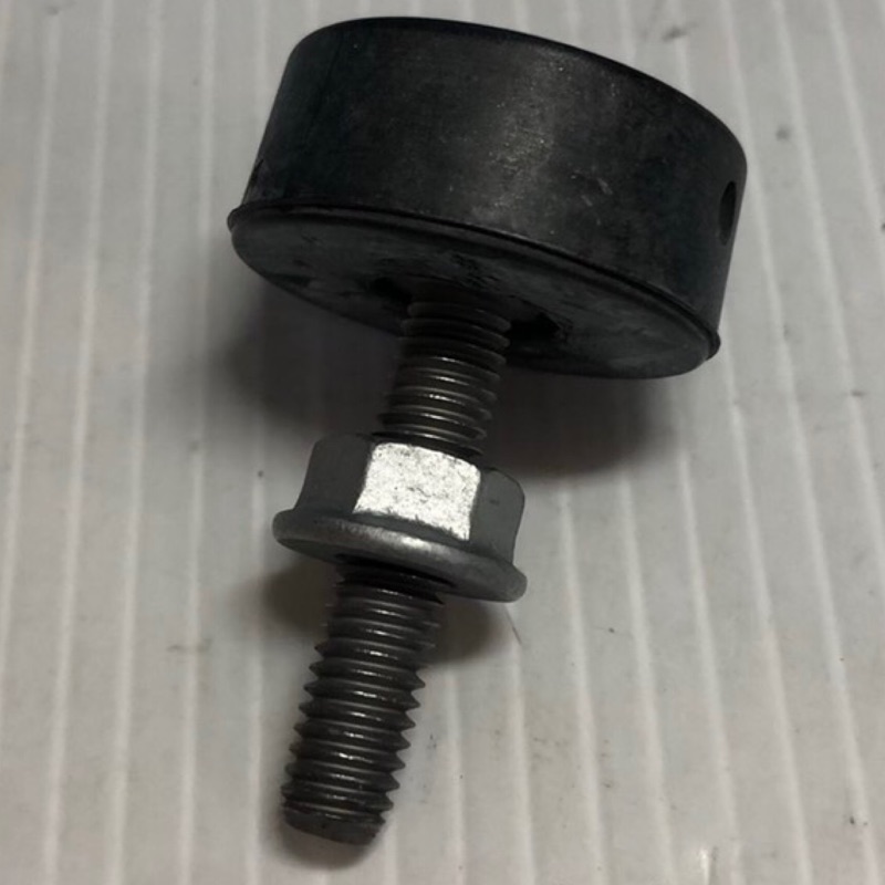 BENZ 0009984440 引擎蓋橡皮 W204/W212/W166/W207 | 蝦皮購物