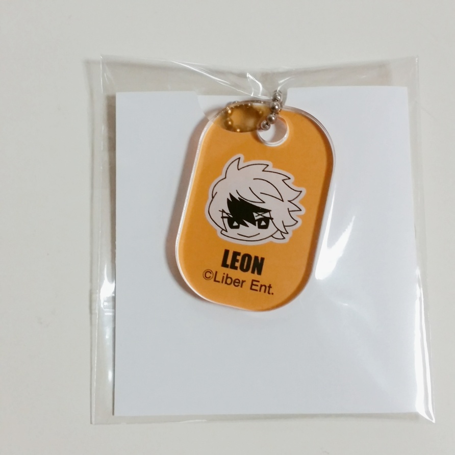 日正版 ichu 愛啾 偶像進行曲 LEON 透明壓克力 吊飾 吊牌 插圖風 | 蝦皮購物
