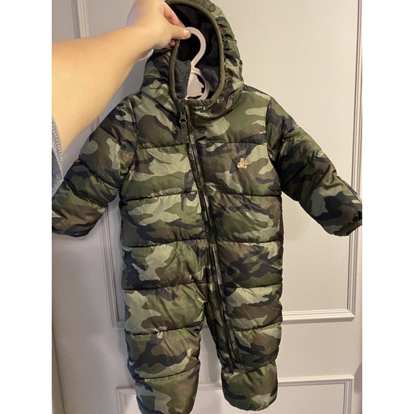 二手 baby Gap 3-6m 60 迷彩 拉鍊 連身 連帽 厚 秋冬 鋪棉 保暖 包腳衣 外套 寶寶 嬰兒 幼兒 | 蝦皮購物