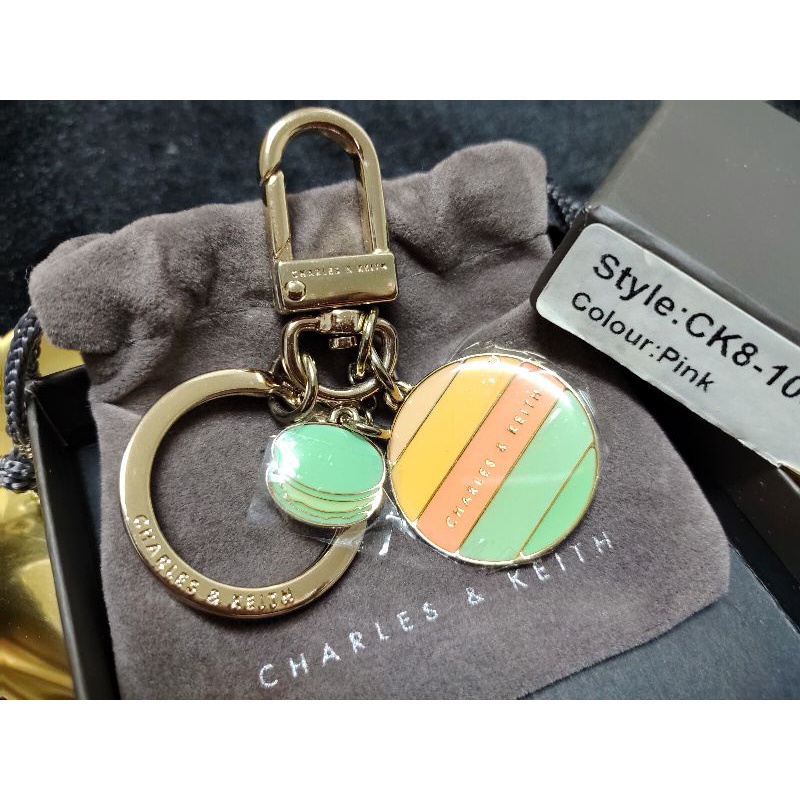 Charles & keith經典 小CK品牌 馬卡龍鑰匙圈 全新絕版 情人節 耶誕節禮物快樂 生日禮物 | 蝦皮購物