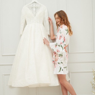 BABIYO 台灣現貨+預購 客製化繡字預購 晨袍 睡袍 睡衣趴 新娘睡袍 伴娘晨袍 伴娘禮物 雪白牡丹花絲棉睡袍 | 蝦皮購物