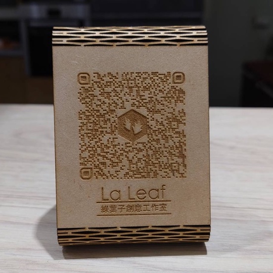 【Lambda-Tek】QR Code立牌 / 店家立牌 / 文青風招牌 / 客制化 / 雷射雕刻 | 蝦皮購物