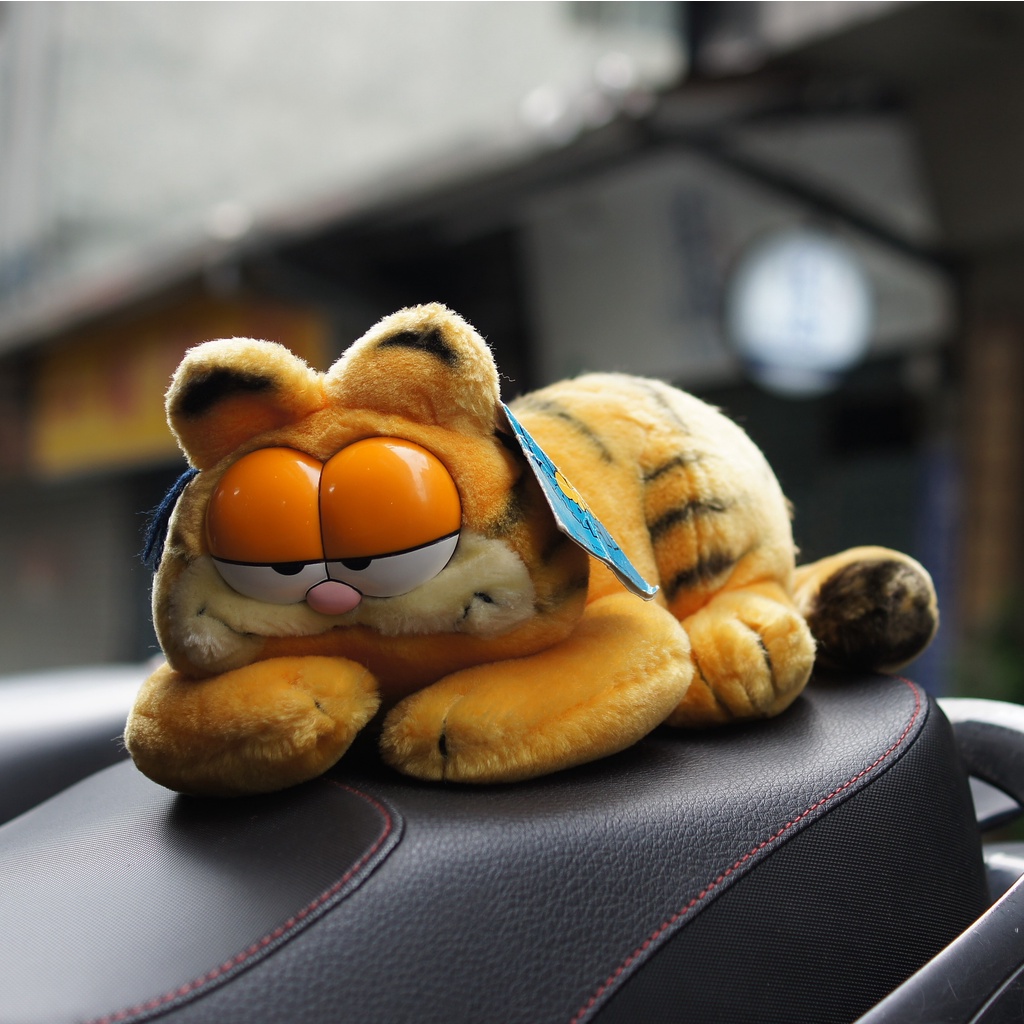 (REDKID TOY) 1981's 趴著的 加菲貓 | 蝦皮購物