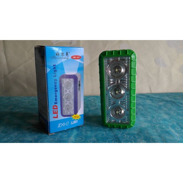 3+1 LED燈手電筒 照明燈 | 蝦皮購物