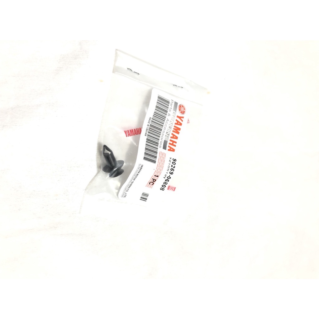 現貨 YAMAHA 山葉 原廠 90269-06808 電池蓋 電瓶蓋 鉚釘 螺絲 塑膠螺絲 | 蝦皮購物