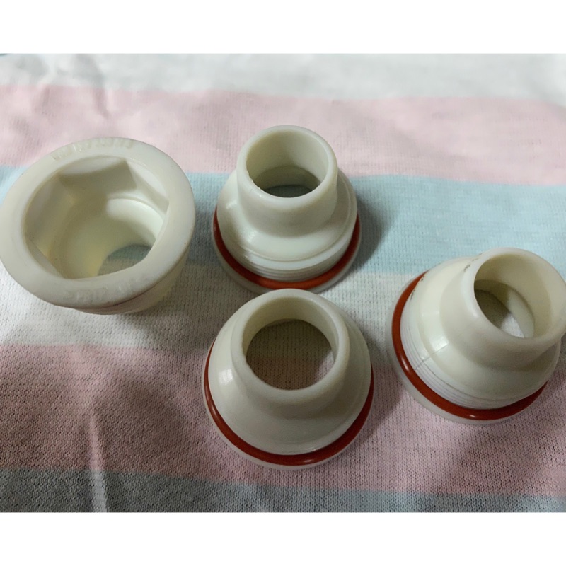 VAG AUDI 1.8T 噴油嘴固定座 非缸內直噴皆可用 噴油嘴套 06B133555 | 蝦皮購物