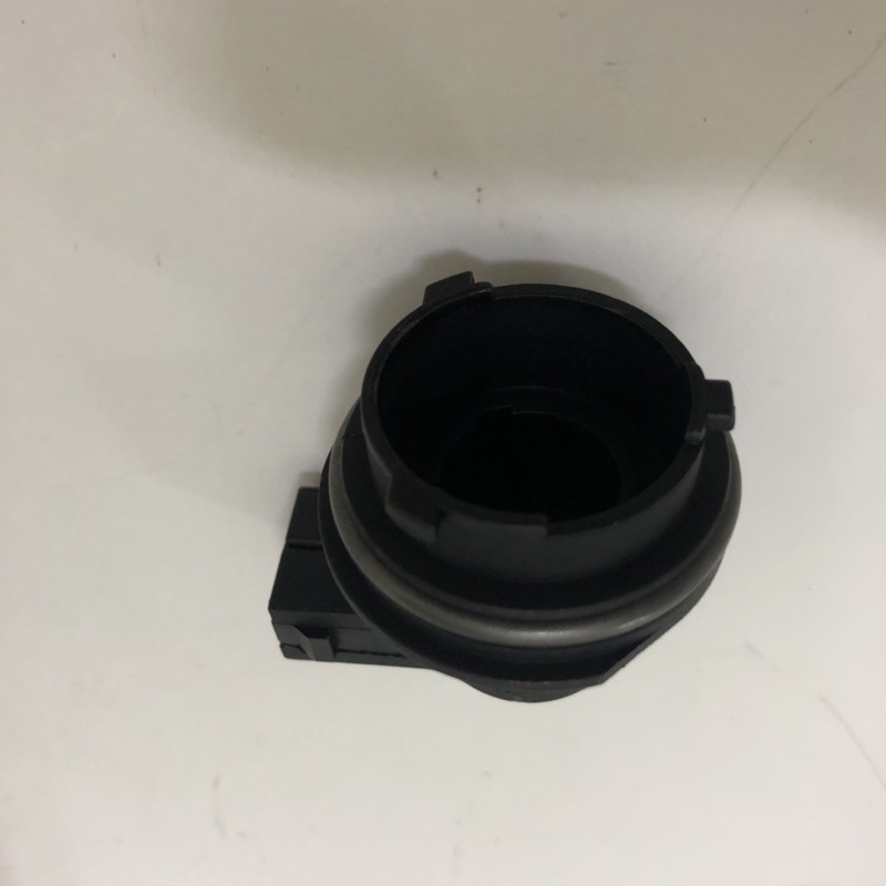 BMW 63258375599 第三煞車燈燈座 E39 | 蝦皮購物