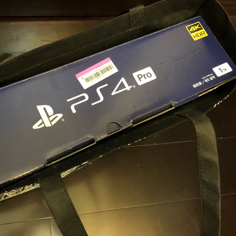 PS4 PRO CUH-7117B（已預訂，PTT lolo板友） | 蝦皮購物
