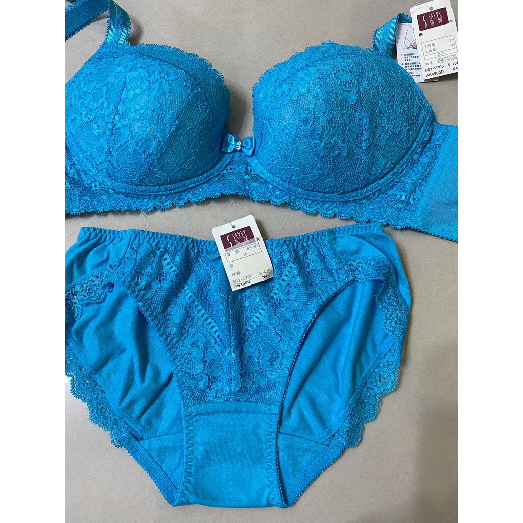 華歌爾 刺繡蕾絲 精緻內衣 專櫃內衣 B70 C70 D75 內褲M 成套內衣 無鋼圈 | 蝦皮購物