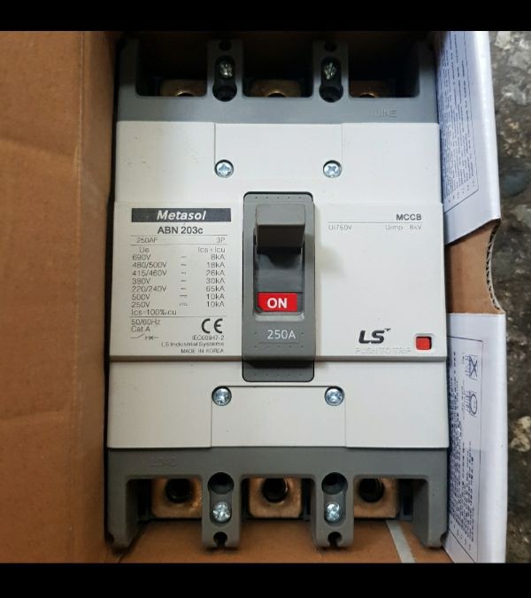 Aptomat MCCB - 3P -ABN 203 - 正品 | 蝦皮購物