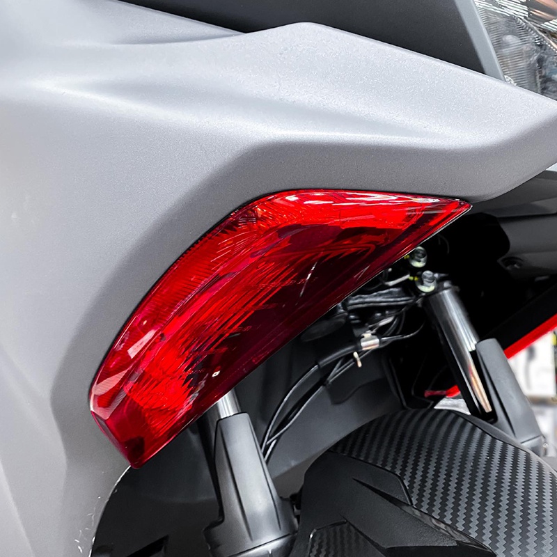 EPIC | 多色 前方向燈貼片 前方向燈 改色貼片 附薄型雙面膠 適用 FORCE2.0 FORCE 二代 | 蝦皮購物