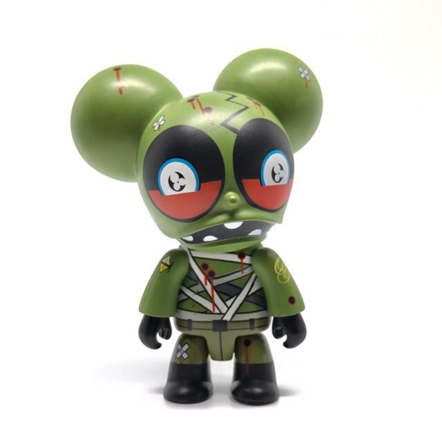 Toy2R Qee collection by DALEK 暴力熊 聯名 限量 公仔 3吋 | 蝦皮購物