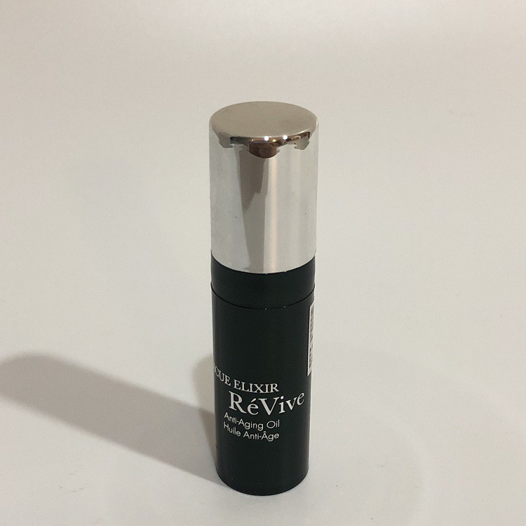 3折【化妝檯】Revive 極緻特潤精華油 5ml 效期2025.05 極致 | 蝦皮購物
