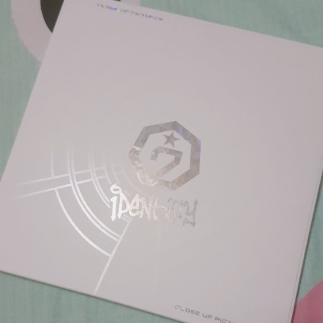 GOT7 第一張專輯「IDENTIFY」(CLOSE-UP VERSION韓國進口版) | 蝦皮購物