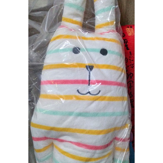 【買家預留】全新 craftholic 宇宙人 彩虹兔兔 | 蝦皮購物