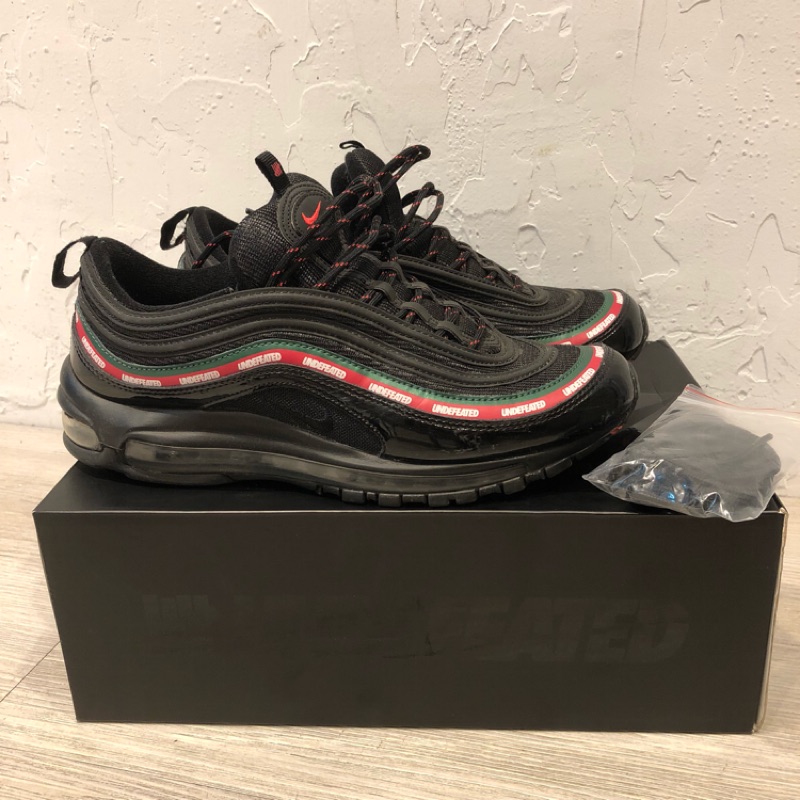 8成新 US9.5 UNDEFEATED x NIKE AIR MAX 97 gucci配色 黑色 聯名款 全黑 | 蝦皮購物