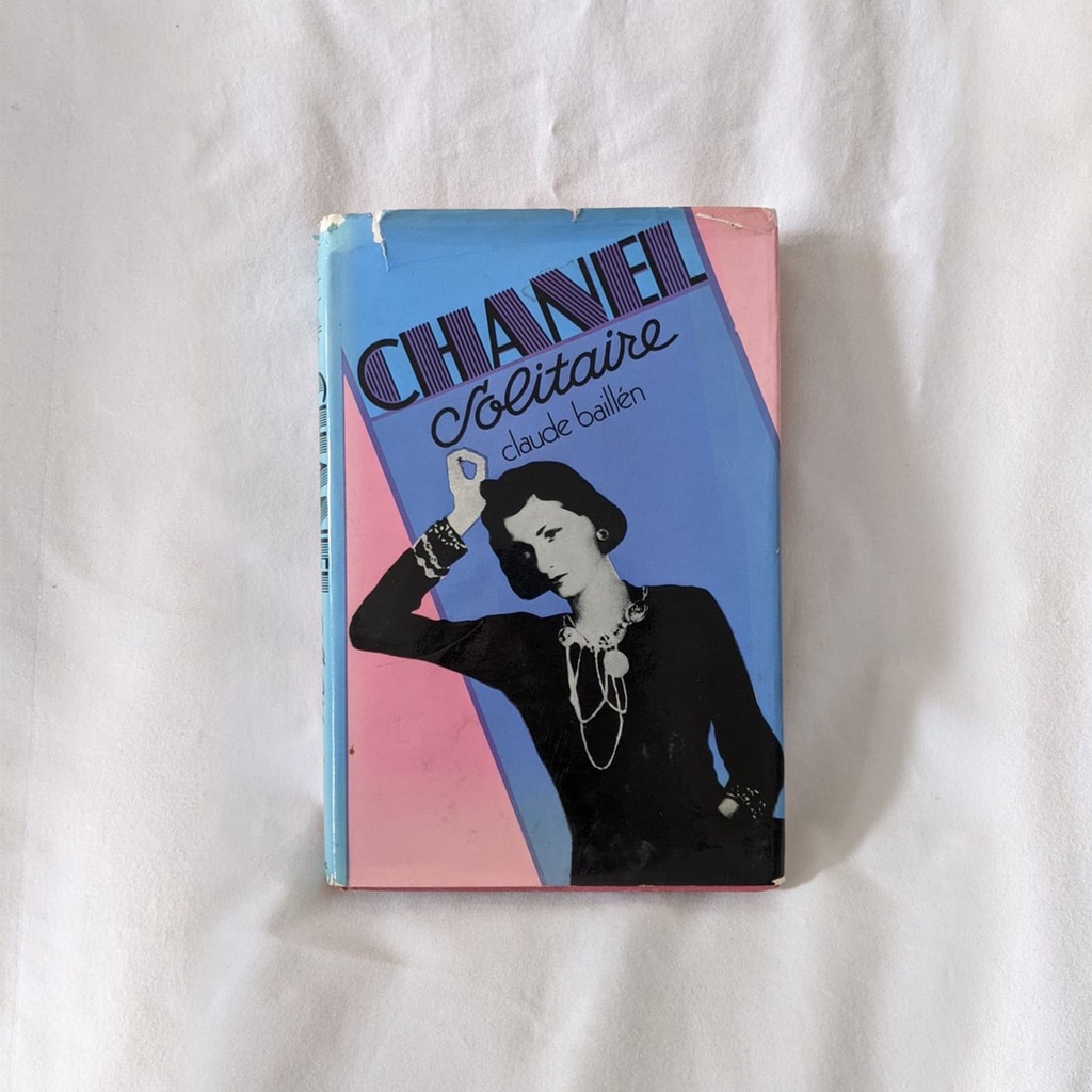 Chanel Solitaire 香水女王 香奈兒 相關歷史 (時尚 / COCO) | 蝦皮購物