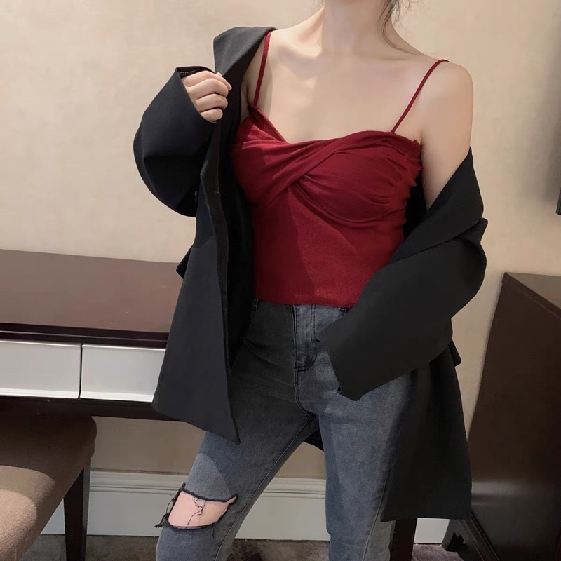 {Sexy niuniu} 現貨 細肩帶扭結上衣 背心 吊帶背心 細肩帶背心 性感背心 上衣 扭結背心 桃心背心 | 蝦皮購物