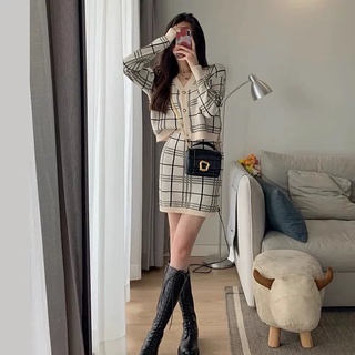 Waroom|現貨 秋冬韓國小香風V領格紋長袖針織衫+包臀裙套裝|女裝|小香風兩件套|冬天套裝|名媛風 58008 | 蝦皮購物